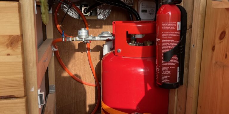 Camper Elektra Aanleggen - Ons 8 Stappenplan - De Campertrek